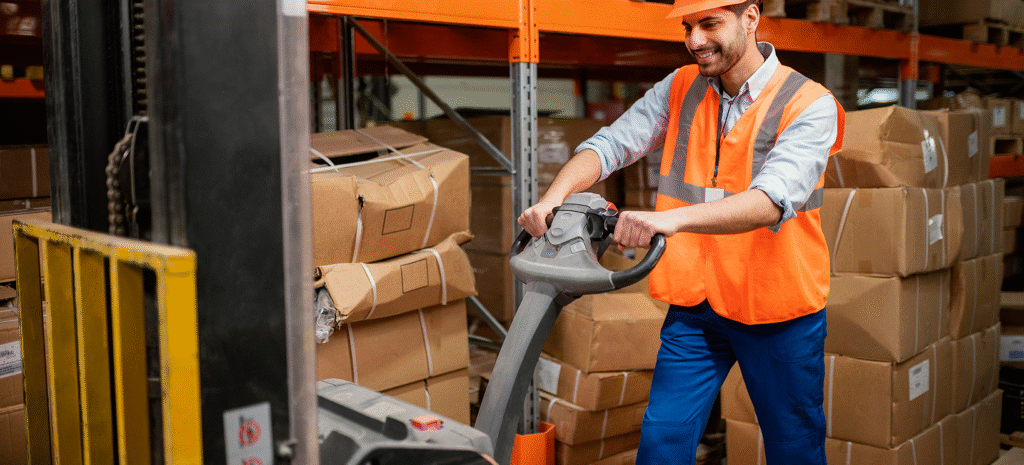 Octan etylu – właściwości, zastosowania i znaczenie w chemii organicznej